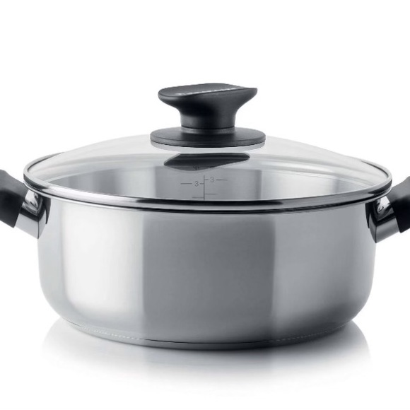 Tupperware | Kitchen | Tupperware Universal Cookware Stockpot 4 L ...